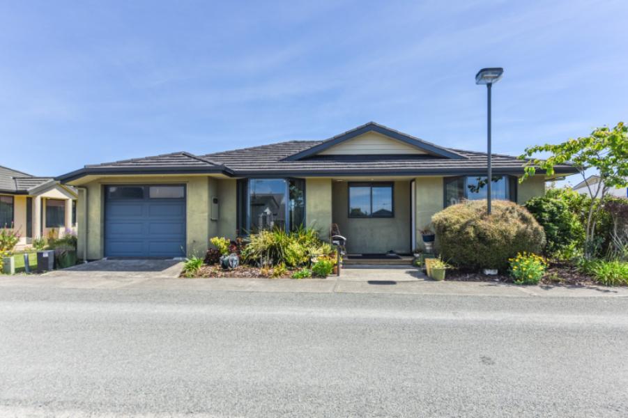 4 The Drive, Richmond — Summit Real Estate