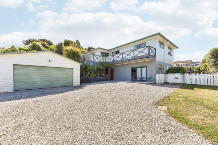 8 Victoria Close, Picton — Summit Real Estate